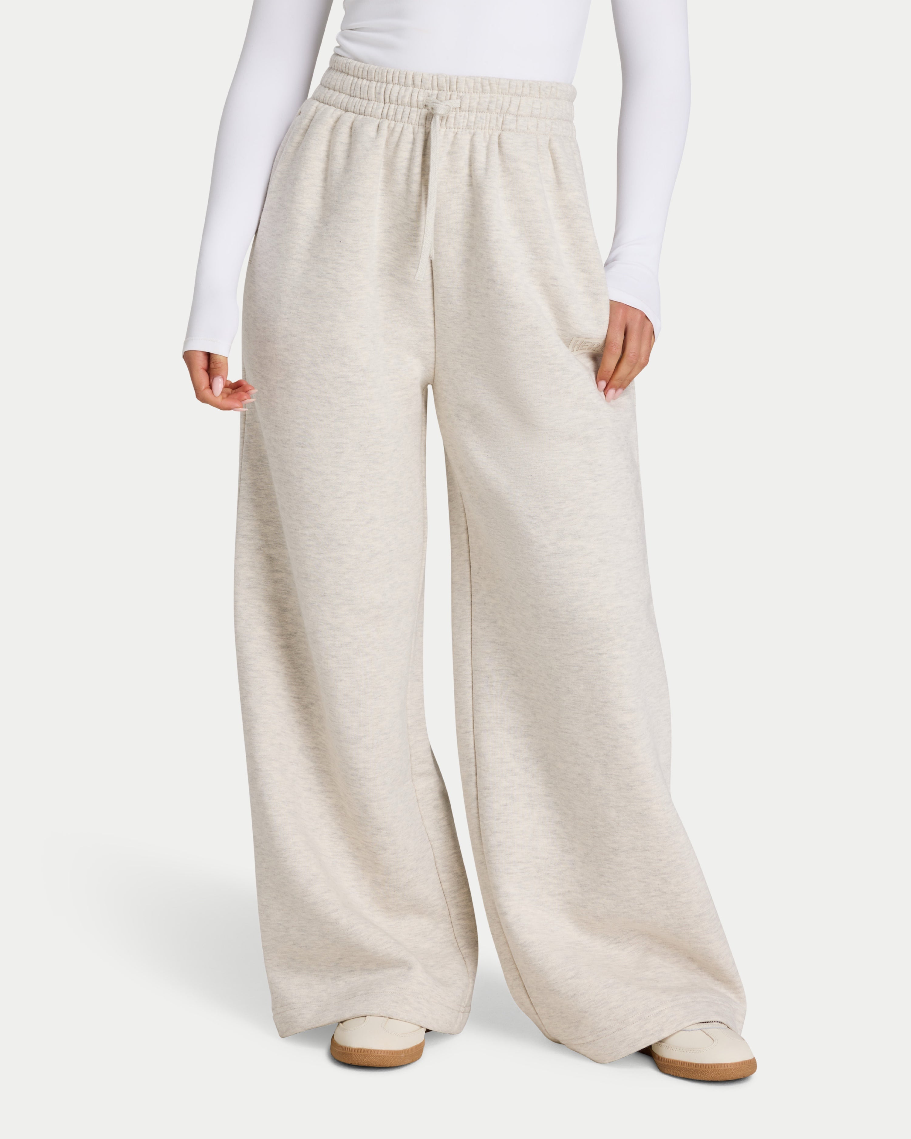 Womens Collective Wide Leg Sweatpant – HERA Clothing